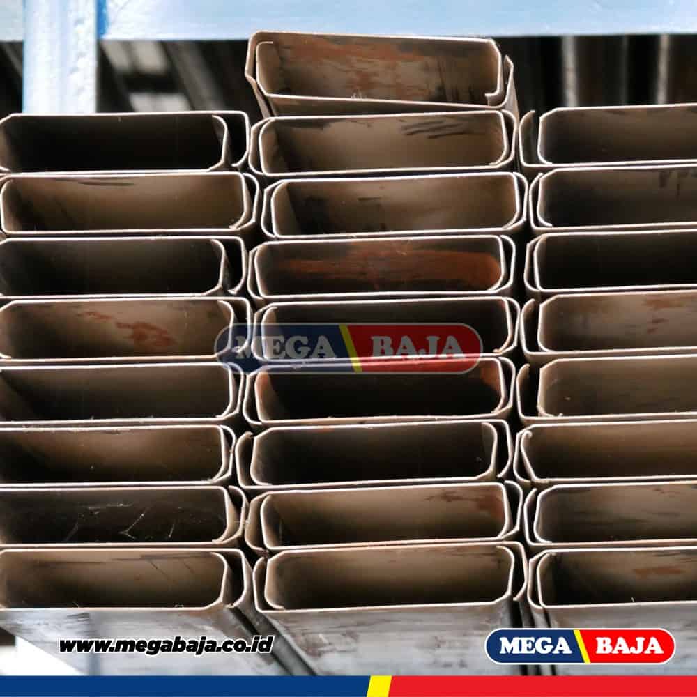 CNP CILEGON 125 X 47 Grade Putih - Mega Baja - Partner Konstruksi Anda ...
